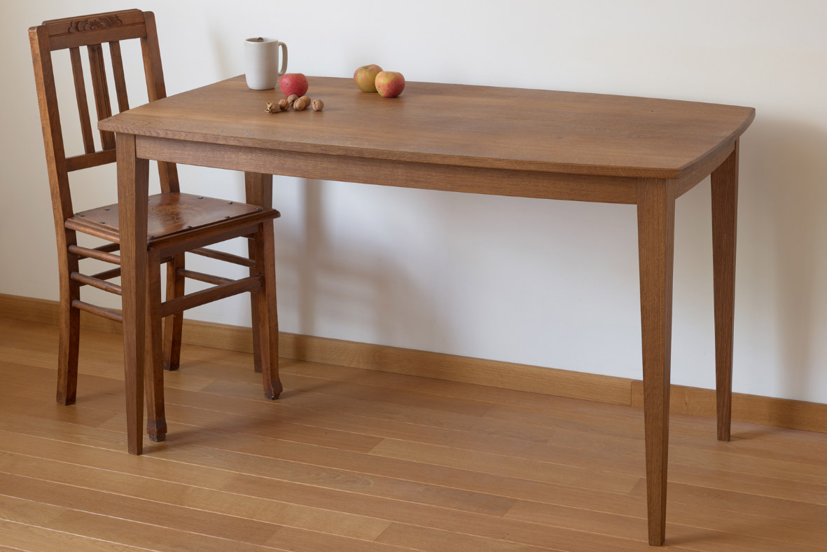 Tafel in eik – Projects – Ann Vanden Branden